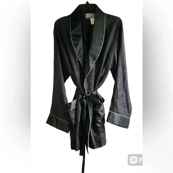 Lord & Taylor | Intimates & Sleepwear | Lord Taylor 0 Silk Robe Size ...